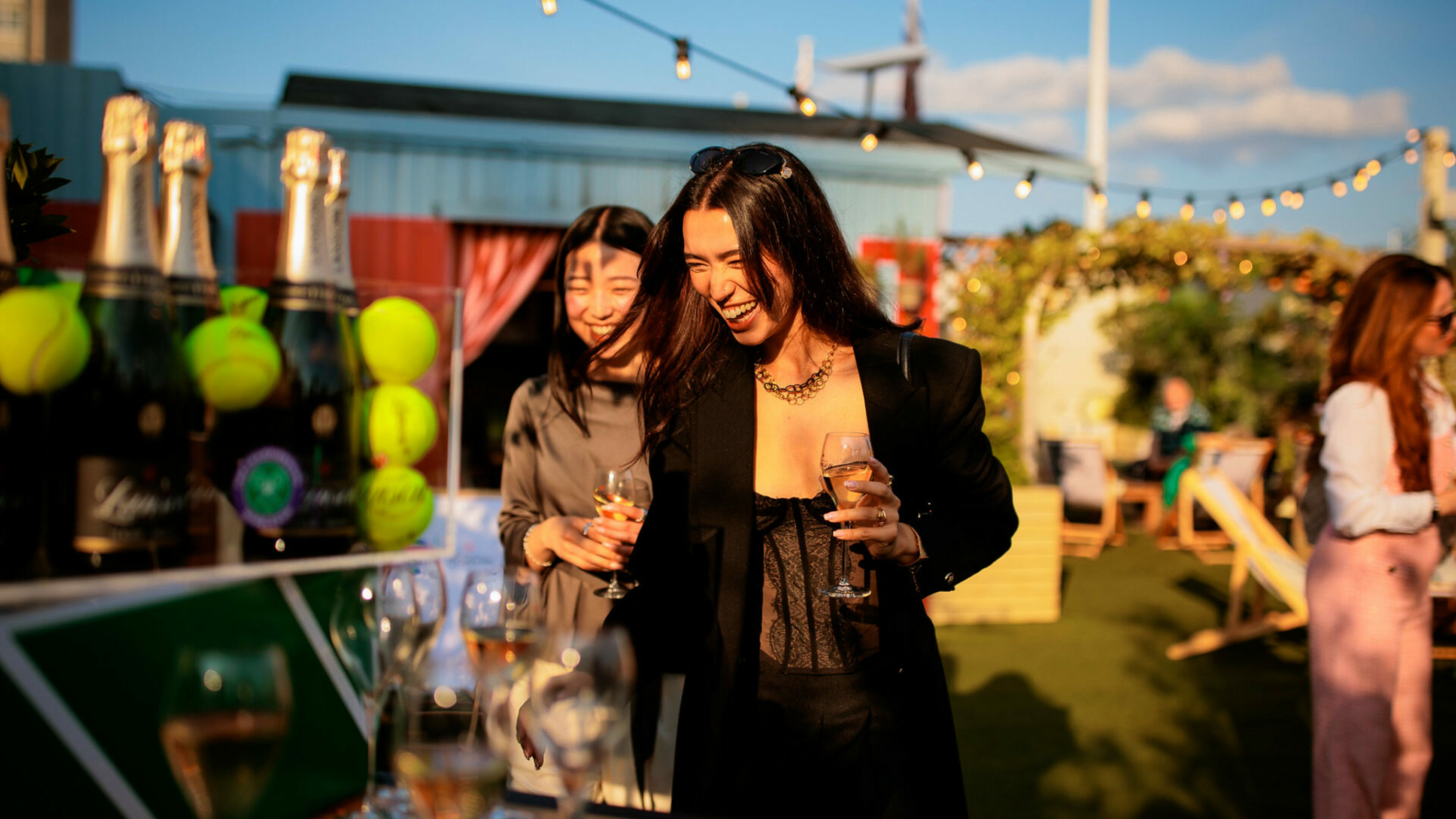 What's On - 1864 Rooftop Bar